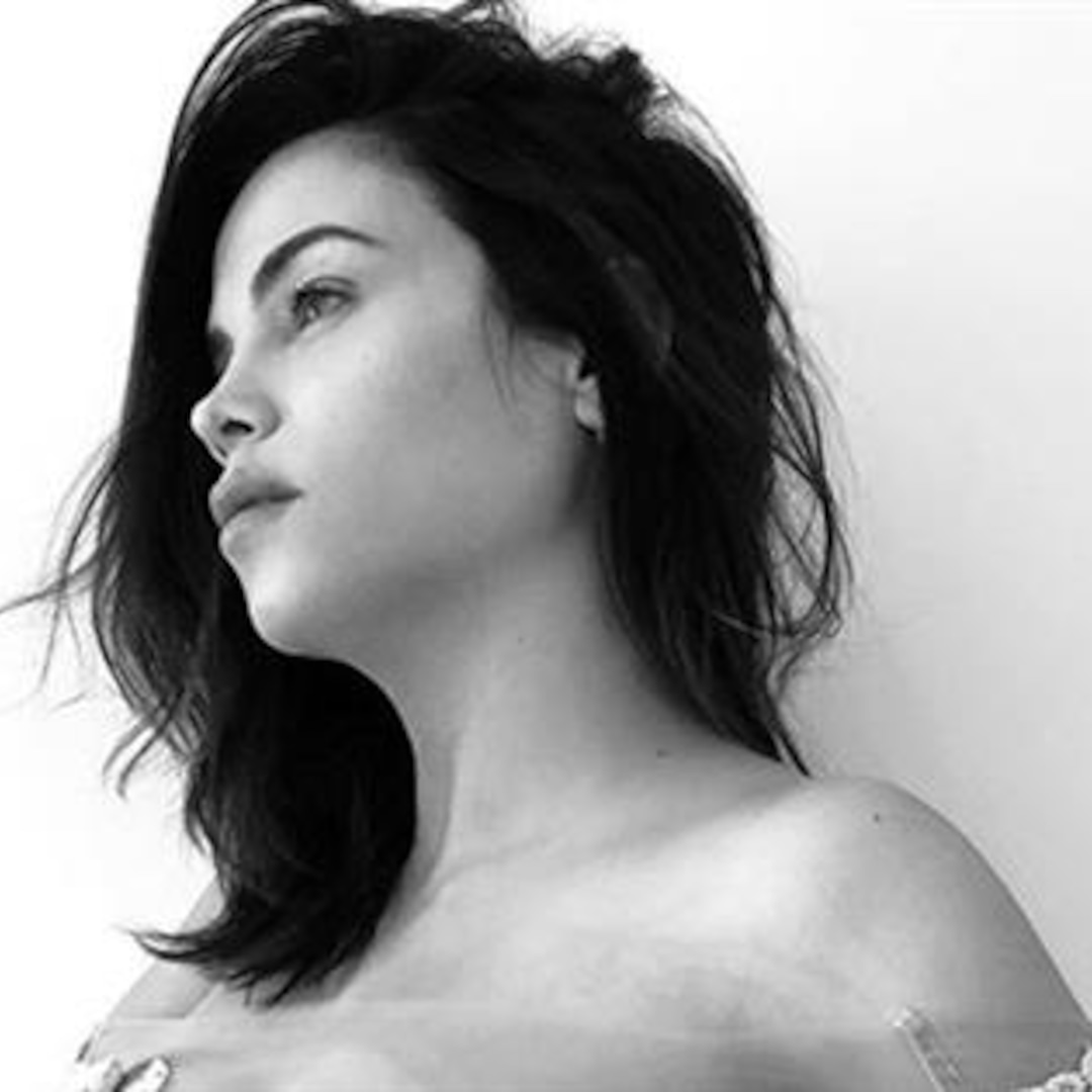 Jenna Dewan Poses In Nude Maternity Shoot
